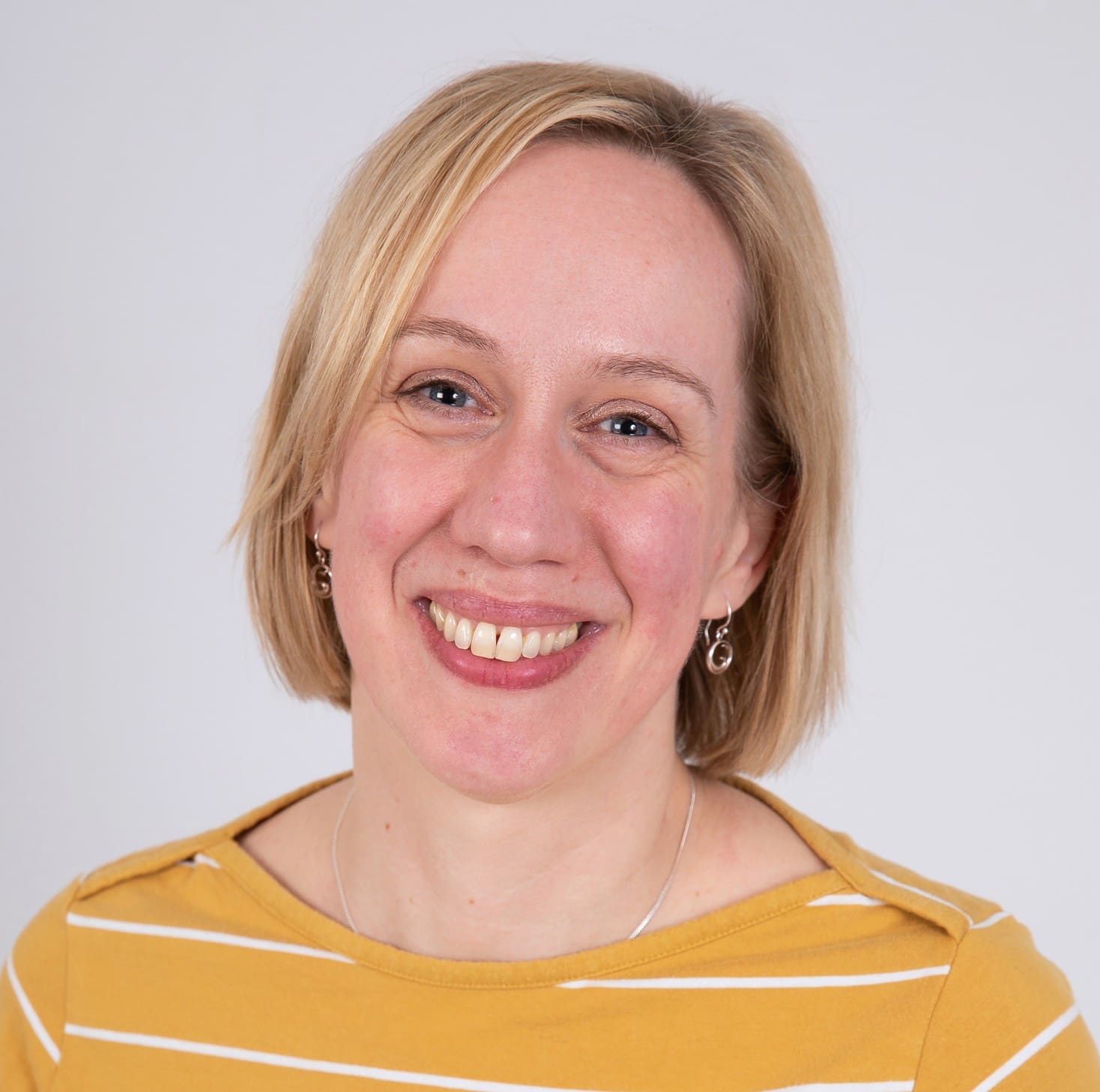 Fiona Dixon - Professional Writing Academy